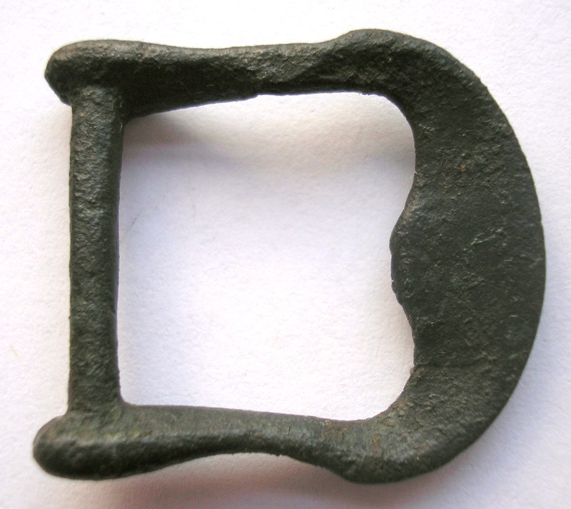 Single Loop Sub-Rectangular Buckle