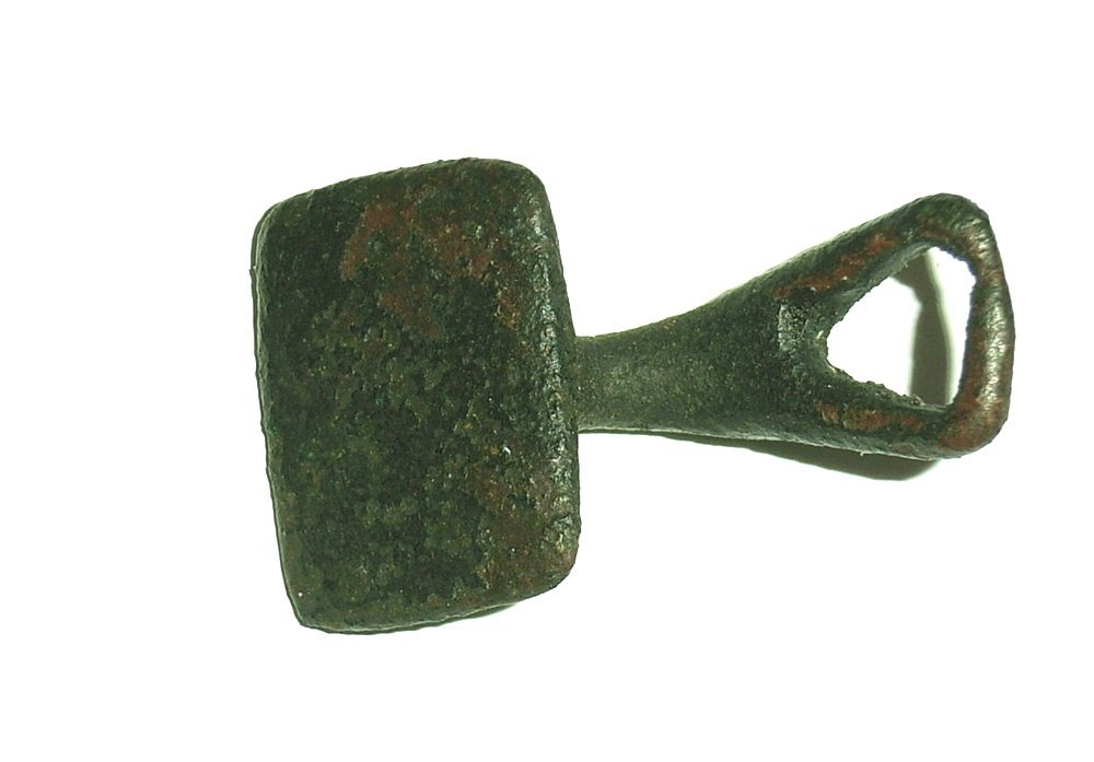 Button-and-Loop Fastener