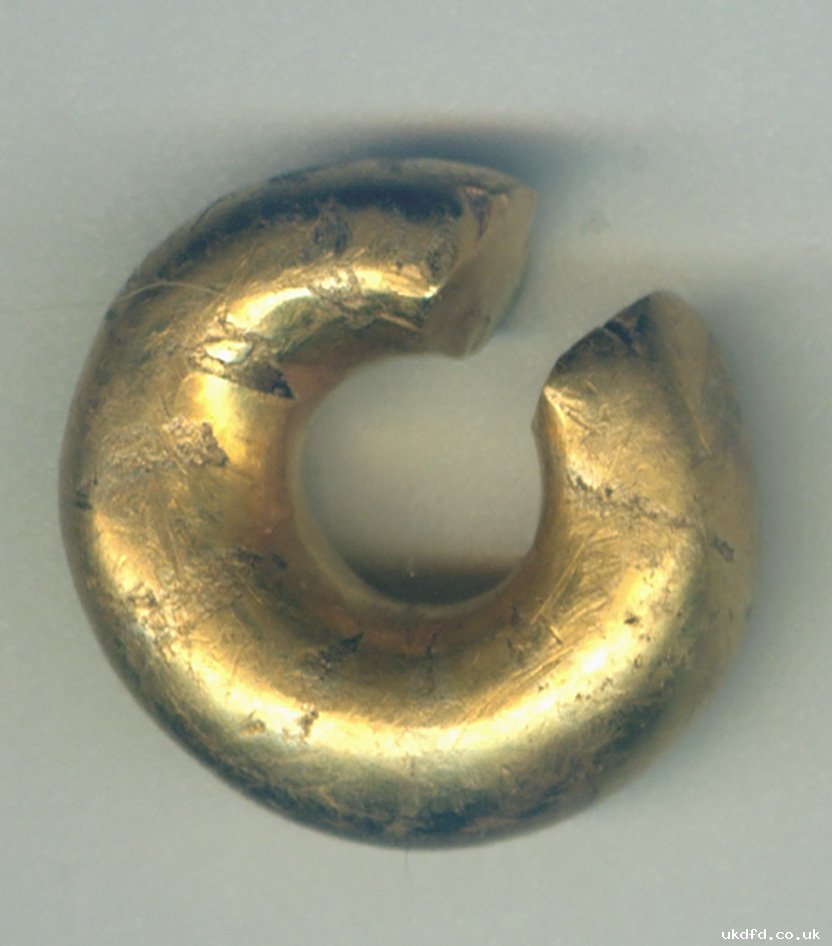 Penannular Ring