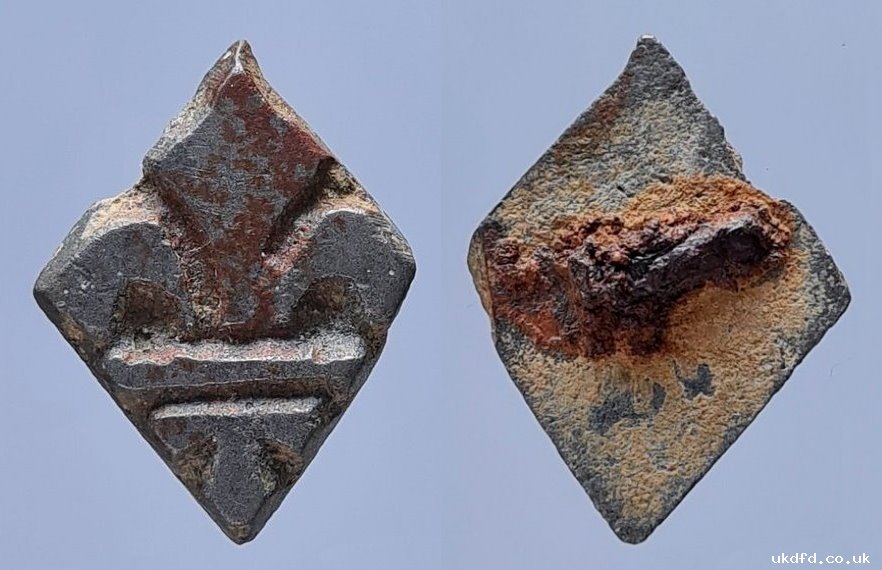 Lozenge-Shaped Mount