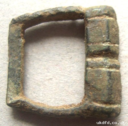 Single Loop Sub-Rectangular Buckle