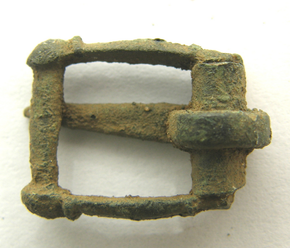 Single Loop Sub-Rectangular Buckle