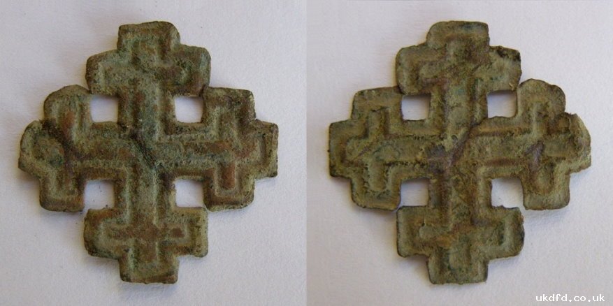 Cross-Crosslet Mount