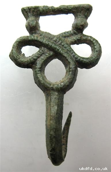 Hooked Clothes Fastener