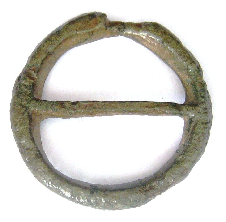 Double Loop Annular Buckle