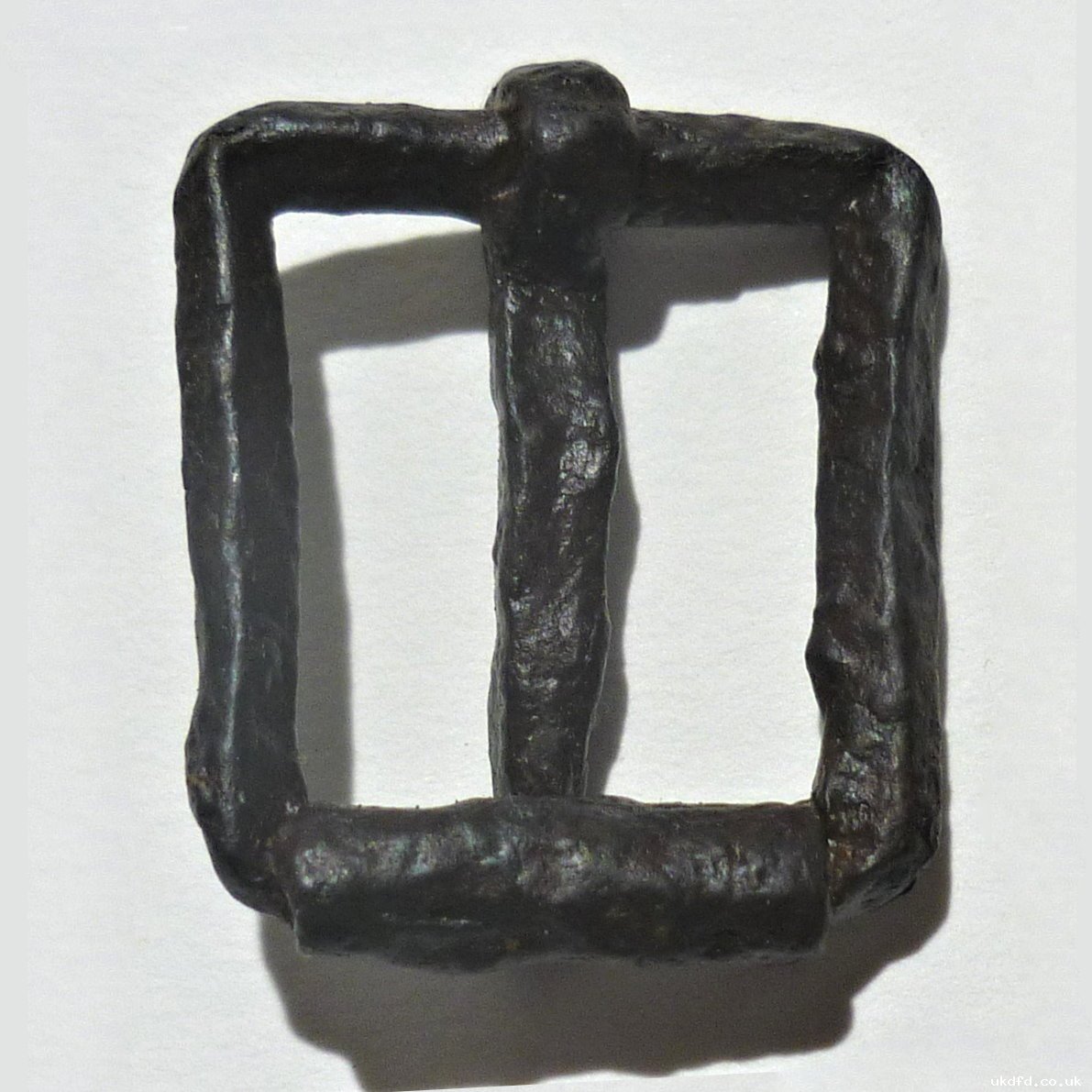 Single Loop Sub-Rectangular Buckle