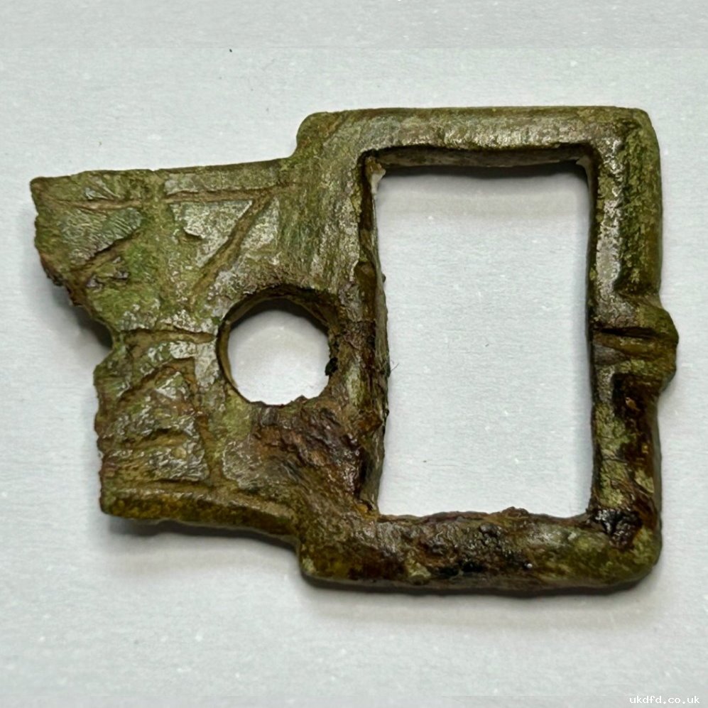 Single Loop Rectangular Buckle with Integral Plate