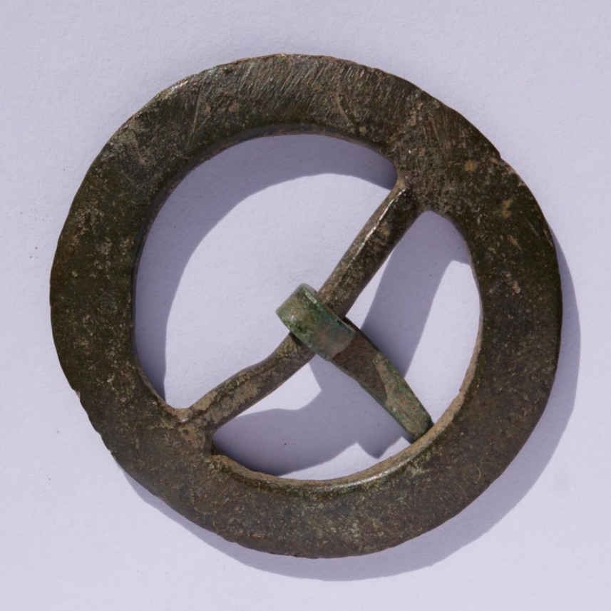 Double Loop Annular Buckle