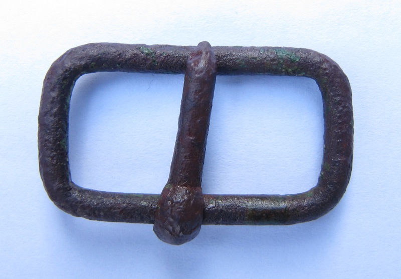 Single Loop Sub-Rectangular Buckle