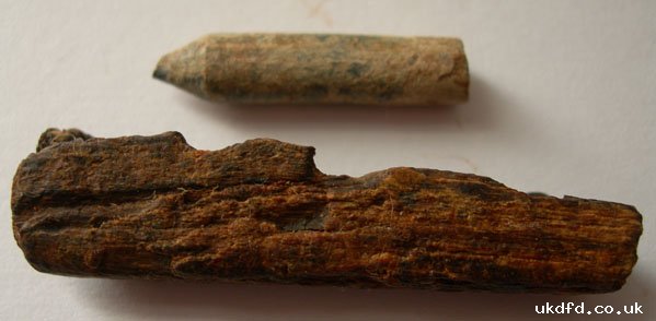 Lead Stylus and Wooden Case