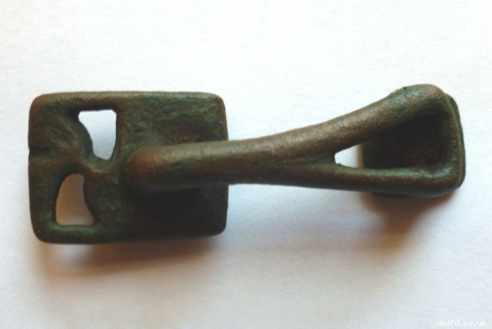 Button-and-Loop Fastener