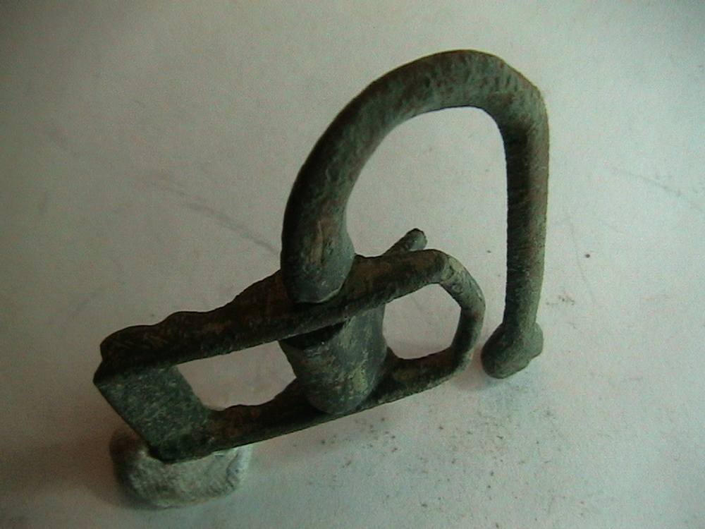 Double Loop Rectangular ’Locking’ Buckle