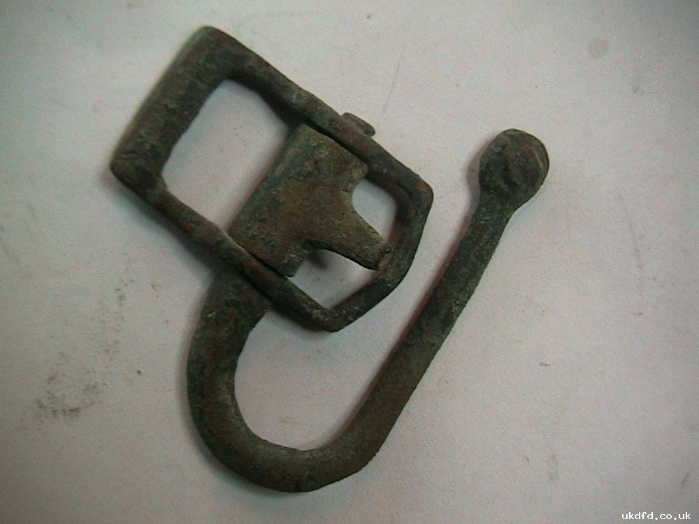 Double Loop Rectangular ’Locking’ Buckle