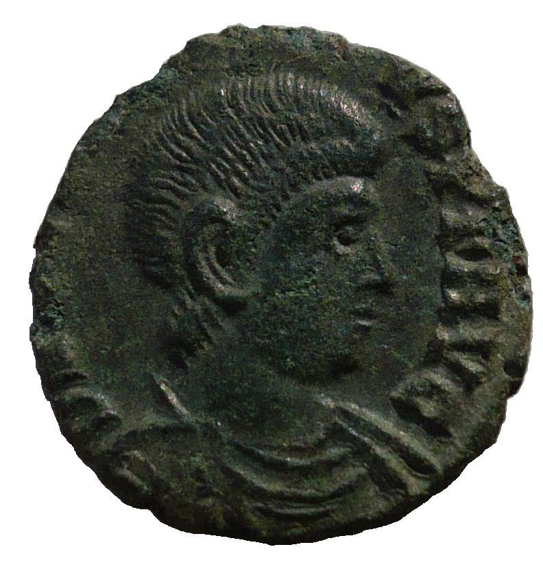 Magnentius or Decentius AE4 (Imitation)