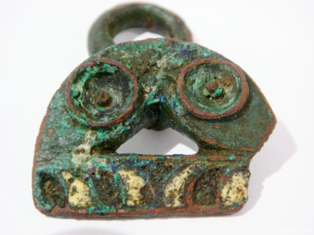 Button-and-Loop Fastener