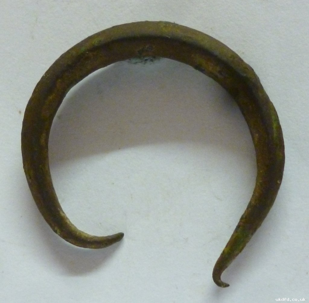 Penannular Ring