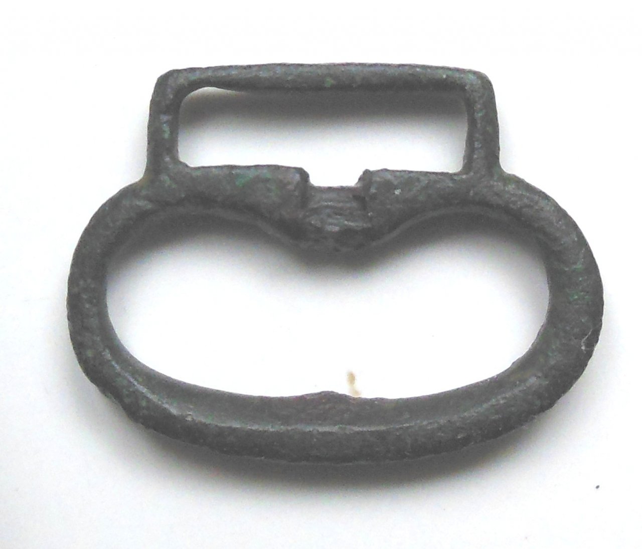 Double Loop Sub-Oval Buckle